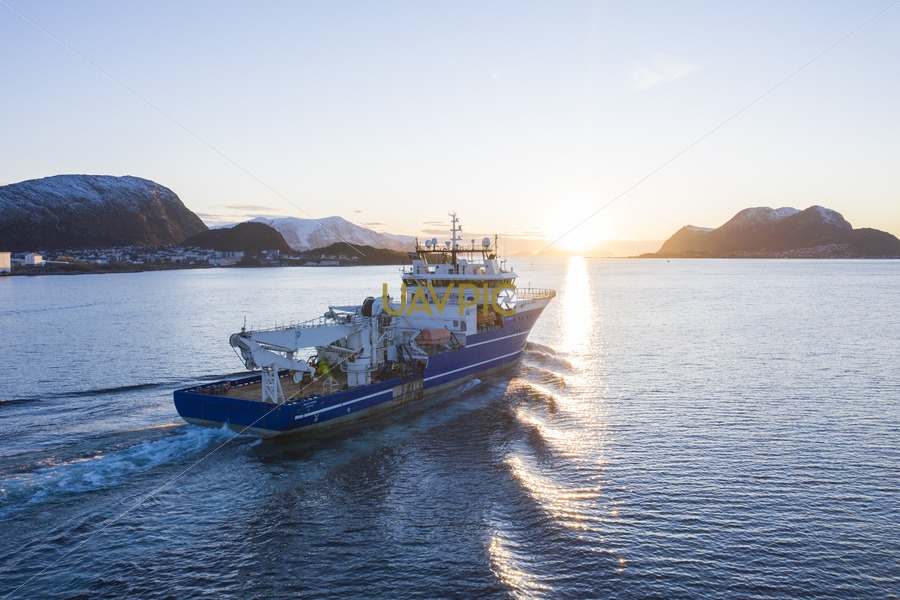 Rever Topaz - Uavpic